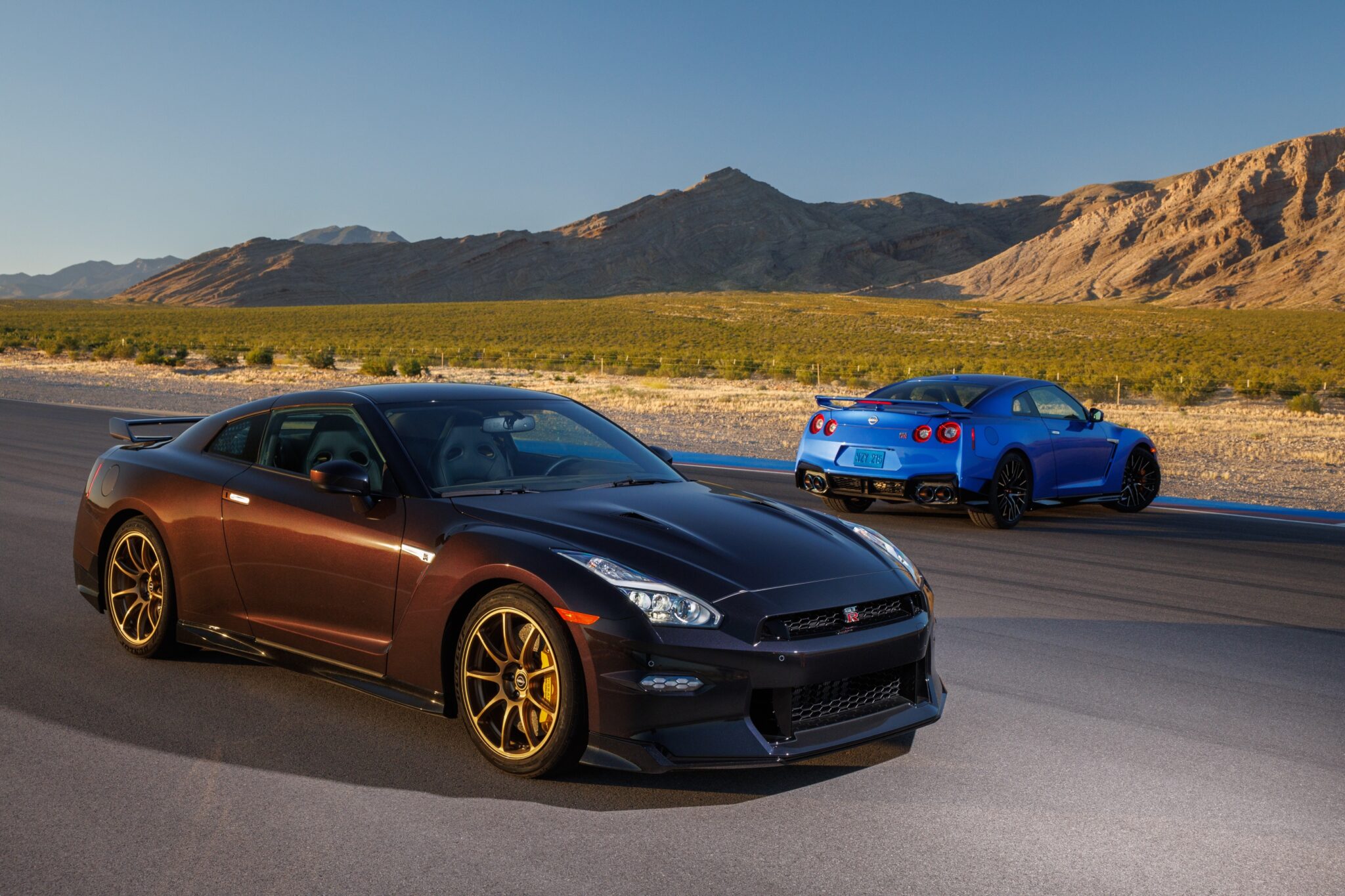 Nissan se despide del GT-R de la generación R35 con ediciones limitadas ...